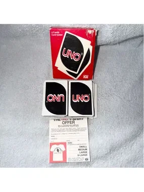 International Games Inc | Toys | Vintage 979 Uno Playing Cards Original ...